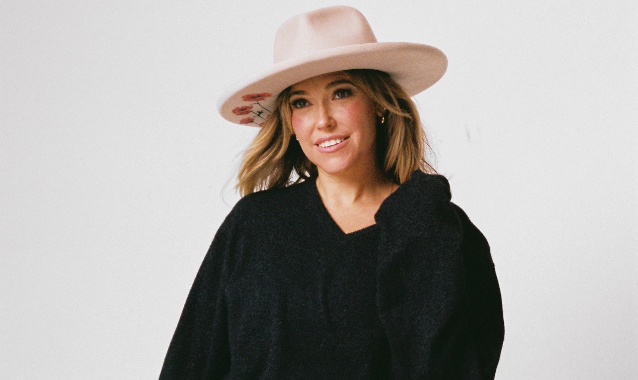 RACHEL PLATTEN RELEASES “FIGHT SONG (RACHEL’S VERSION)” – XO Diva D