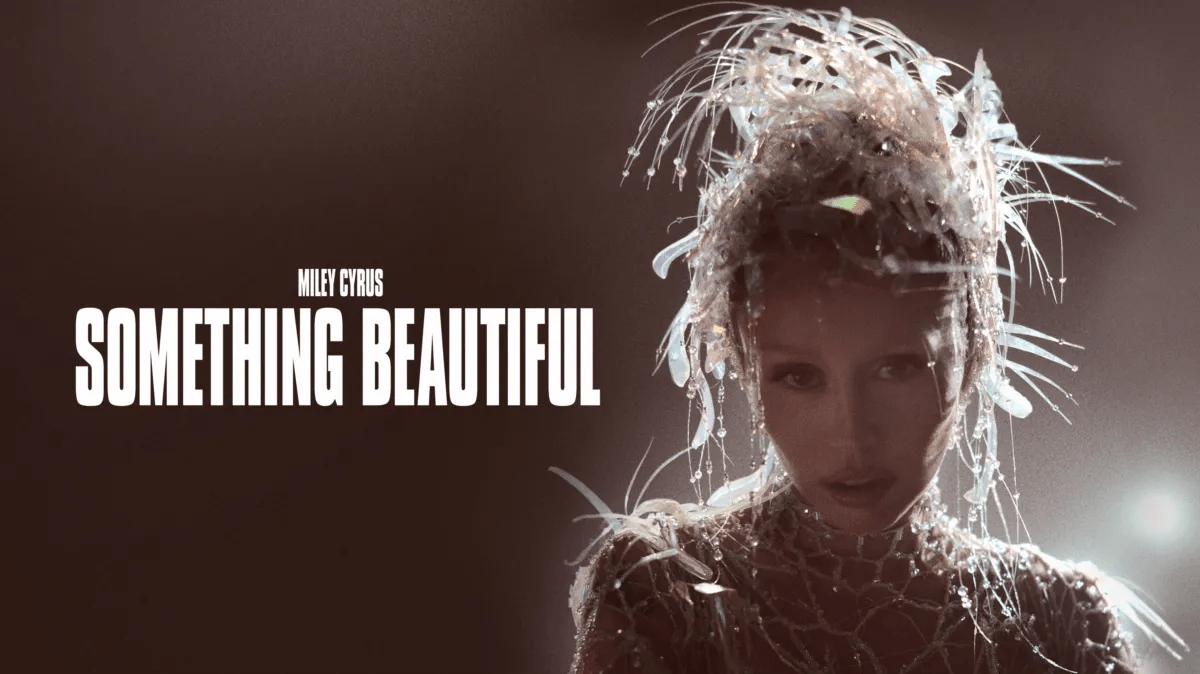 MILEY CYRUS DROPS “SECRETS” MUSIC VIDEO + DELUXE ALBUM – XO Diva D